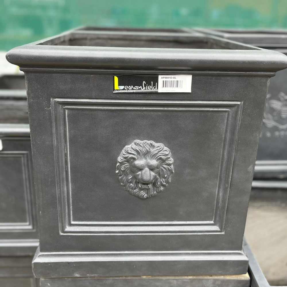 Lion Planter